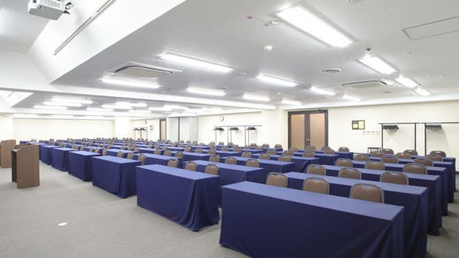 【905号室 バンケットルームA】◎JR新大阪駅徒歩3分!窓あり!セミナー・動画撮影・お教室など様々な利用が可能♪の写真1