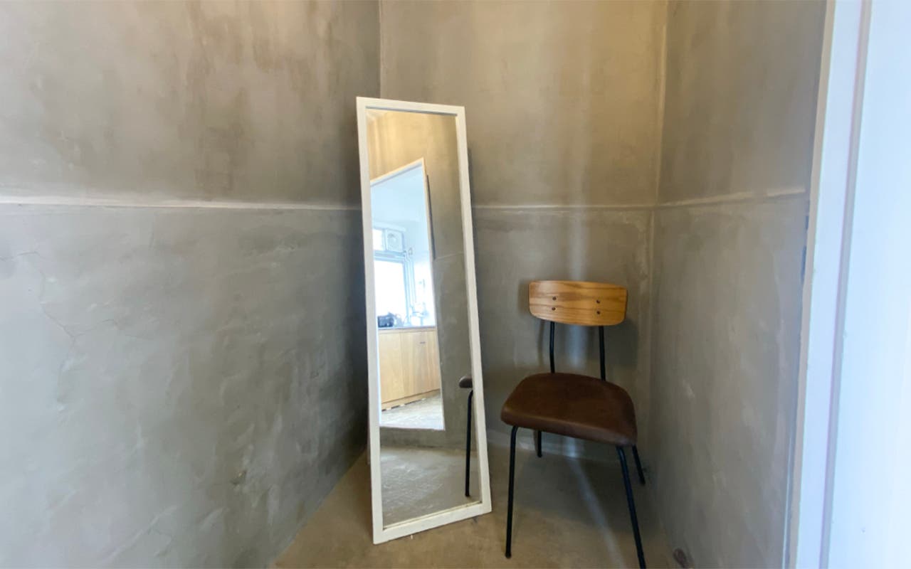 優しい自然光が入るヴィンテージビル内のインダストリアルな空間！LED＆ストロボなど無料で使える照明機材も充実！！の写真21