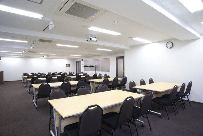 【横浜駅徒歩3分　501号室】 🎄飲食持ち込みOK🎄！セミナー、ウェビナーに！様々な用途可能なサイズ感♪の写真4