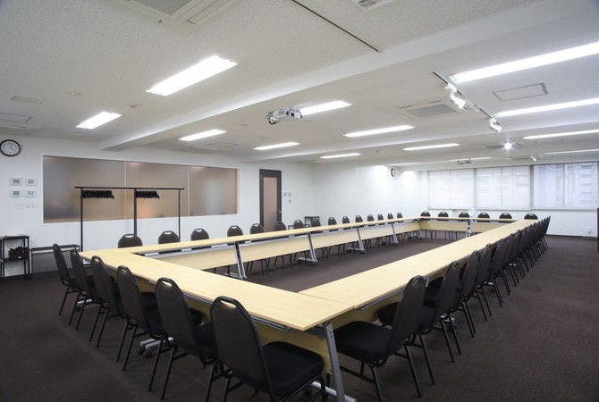 【横浜駅徒歩3分　501号室】 🎄飲食持ち込みOK🎄！セミナー、ウェビナーに！様々な用途可能なサイズ感♪の写真5