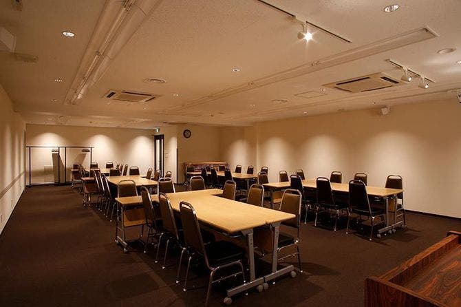 【西梅田駅徒歩1分！701号室】窓あり・スタッフ常駐◎セミナー、説明会に！様々な用途可能なサイズ感♪の写真5