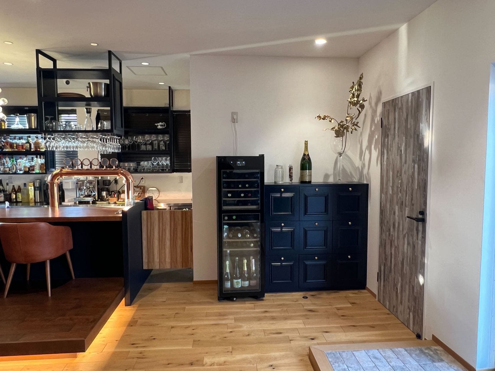 福津市最大30名収容✨　オシャレスペース　レストラン　バー🍷業務用キッチン📶Wi-Fi　推し活 🎬100インチスクリーンの写真9