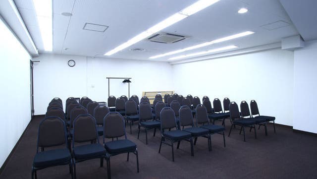 【西梅田駅徒歩1分!901号室】窓あり・スタッフ常駐◎セミナー、説明会に!様々な用途可能なサイズ感♪の写真7