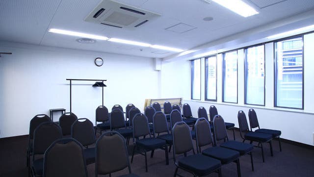 【西梅田駅徒歩1分!903号室】窓あり・スタッフ常駐◎セミナー、説明会に!様々な用途可能なサイズ感♪の写真6