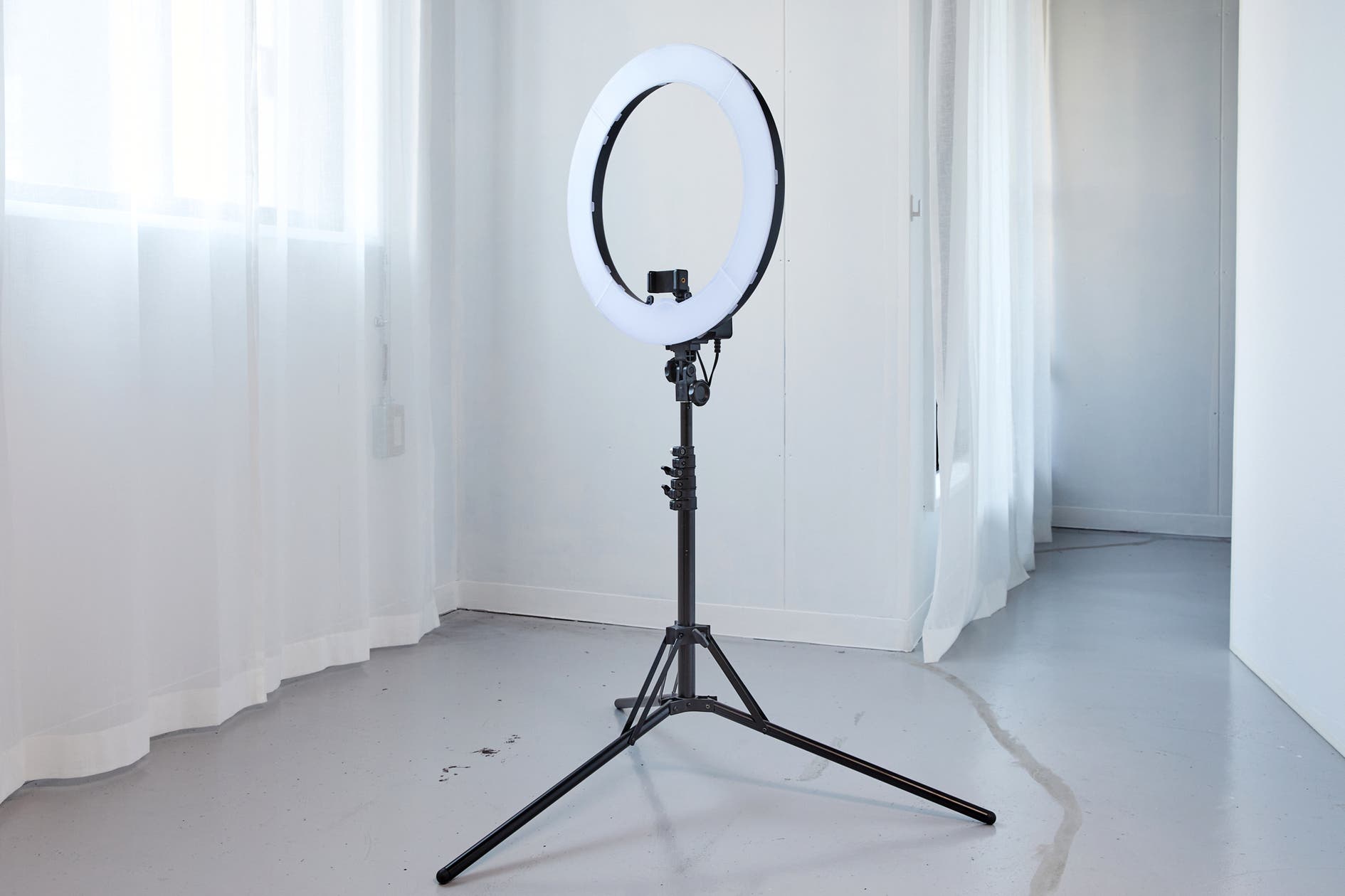 【上野駅8分】自然光あふれる白壁スタジオ｜家具小物＋機材無料／控室＆メイクルーム✨11月限定割✨の写真20