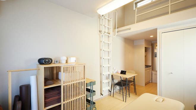 【西荻窪駅の目の前】プロ仕様電動昇降ベッド鍼灸・整体・エステ等・初心者も歓迎!の写真2