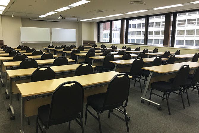 【心斎橋駅徒歩1分　604号室】🎄飲食持ち込みOK🎄セミナー、ウェビナーに！様々な用途可能なサイズ感♪の写真4