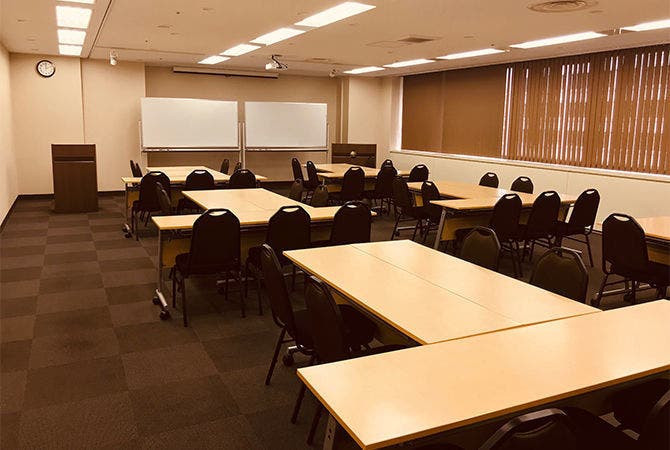 【心斎橋駅徒歩1分　604号室】🎄飲食持ち込みOK🎄セミナー、ウェビナーに！様々な用途可能なサイズ感♪の写真5