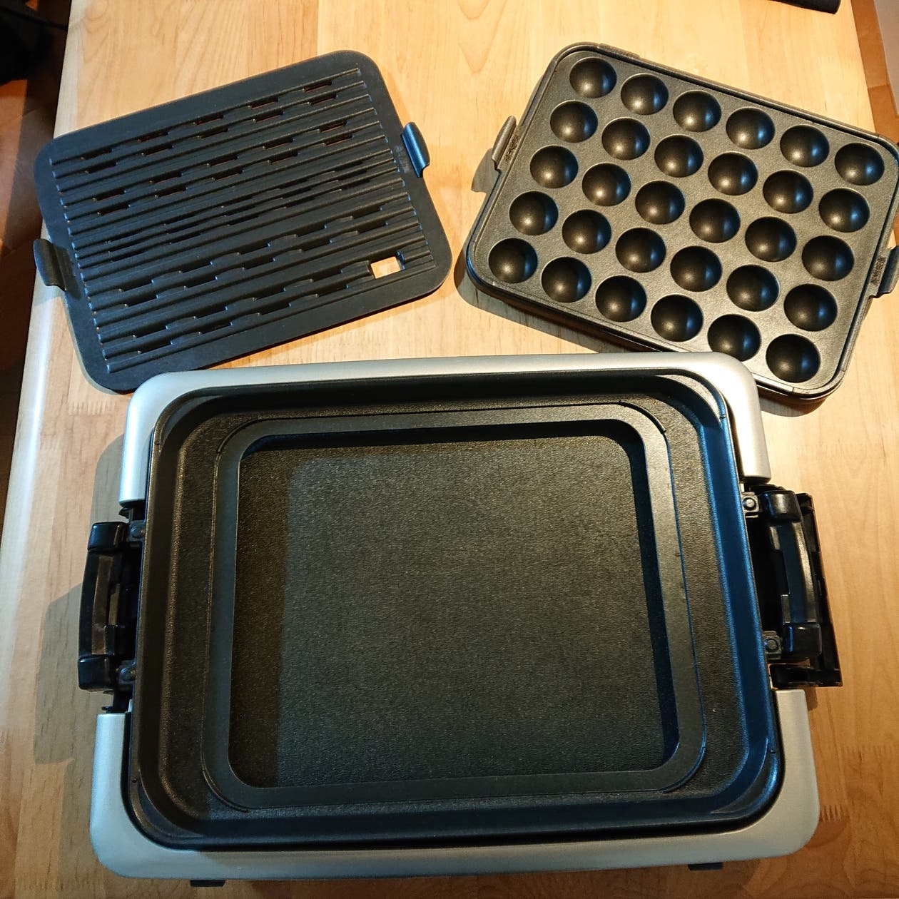 《 ホットプレート / たこ焼きプレート 》の画像2