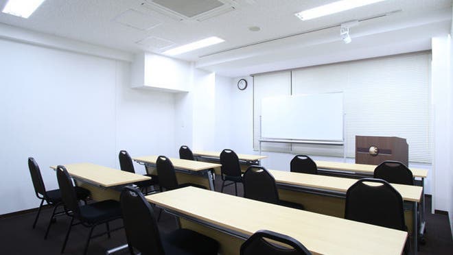 【横浜駅徒歩3分 503号室】 🎄飲食持ち込みOK🎄!セミナー、ウェビナーに!様々な用途可能なサイズ感♪の写真4