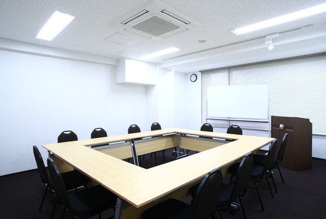 【横浜駅徒歩3分　503号室】 🎄飲食持ち込みOK🎄！セミナー、ウェビナーに！様々な用途可能なサイズ感♪の写真6