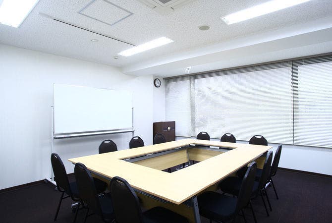【横浜駅徒歩3分　504号室】 🎄飲食持ち込みOK🎄！セミナー、ウェビナーに！様々な用途可能なサイズ感♪の写真6