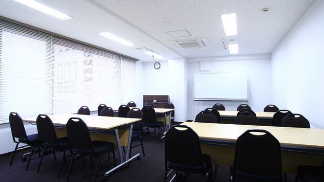 【横浜駅徒歩3分 505号室】 🎄飲食持ち込みOK🎄!セミナー、ウェビナーに!様々な用途可能なサイズ感♪の写真5