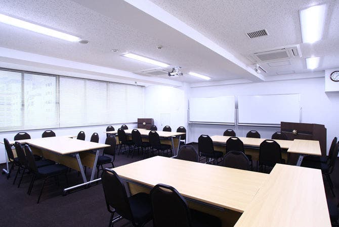 【横浜駅徒歩3分　601号室】 🎄飲食持ち込みOK🎄！セミナー、ウェビナーに！様々な用途可能なサイズ感♪の写真8