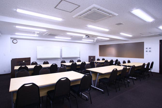 【横浜駅徒歩3分　602号室】 🎄飲食持ち込みOK🎄！セミナー、ウェビナーに！様々な用途可能なサイズ感♪の写真6