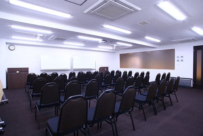 【横浜駅徒歩3分　602号室】 🎄飲食持ち込みOK🎄！セミナー、ウェビナーに！様々な用途可能なサイズ感♪の写真8