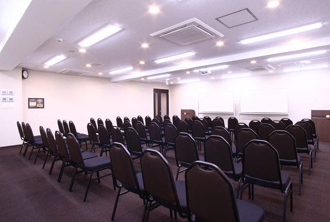 【横浜駅徒歩3分　603号室】 🎄飲食持ち込みOK🎄！セミナー、ウェビナーに！様々な用途可能なサイズ感♪の写真8