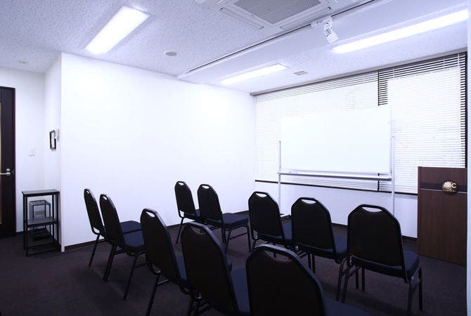 【横浜駅徒歩3分　605号室】 🎄飲食持ち込みOK🎄！セミナー、ウェビナーに！様々な用途可能なサイズ感♪の写真7