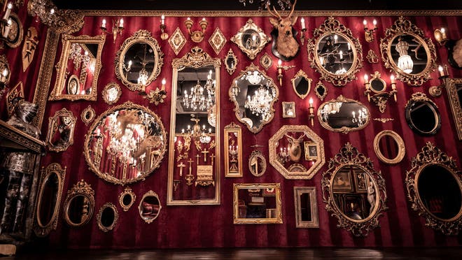 ゴールドを基調とし、ゴージャスかつ高級感のある、本格アンティークスタジオ。の写真6