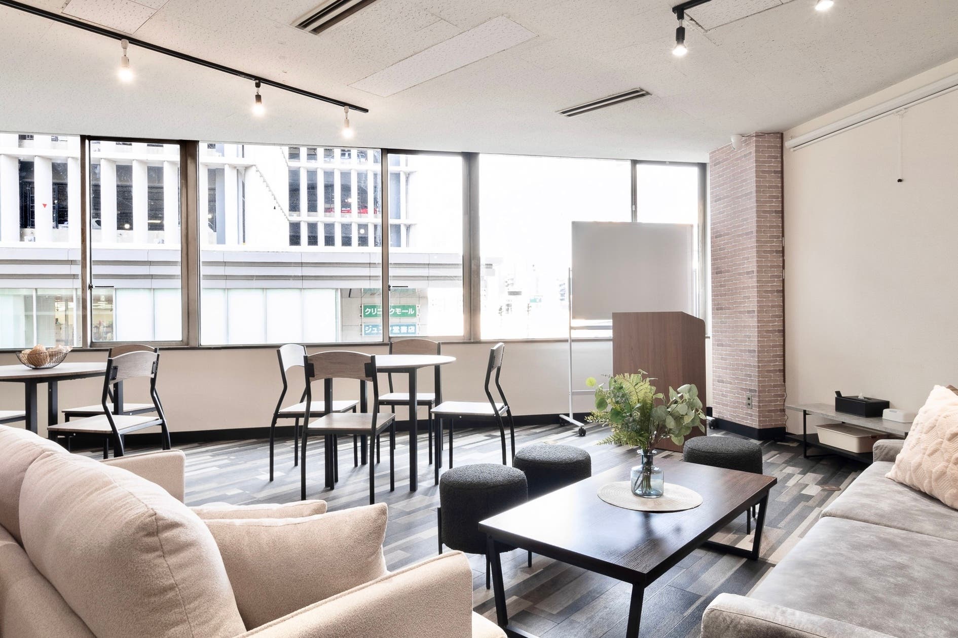 【なんば駅すぐ】おしゃれ空間✨最大30名🎉各種イベント, ビジネスシーンに最適🛗エレベーター有／ベルスターの写真4