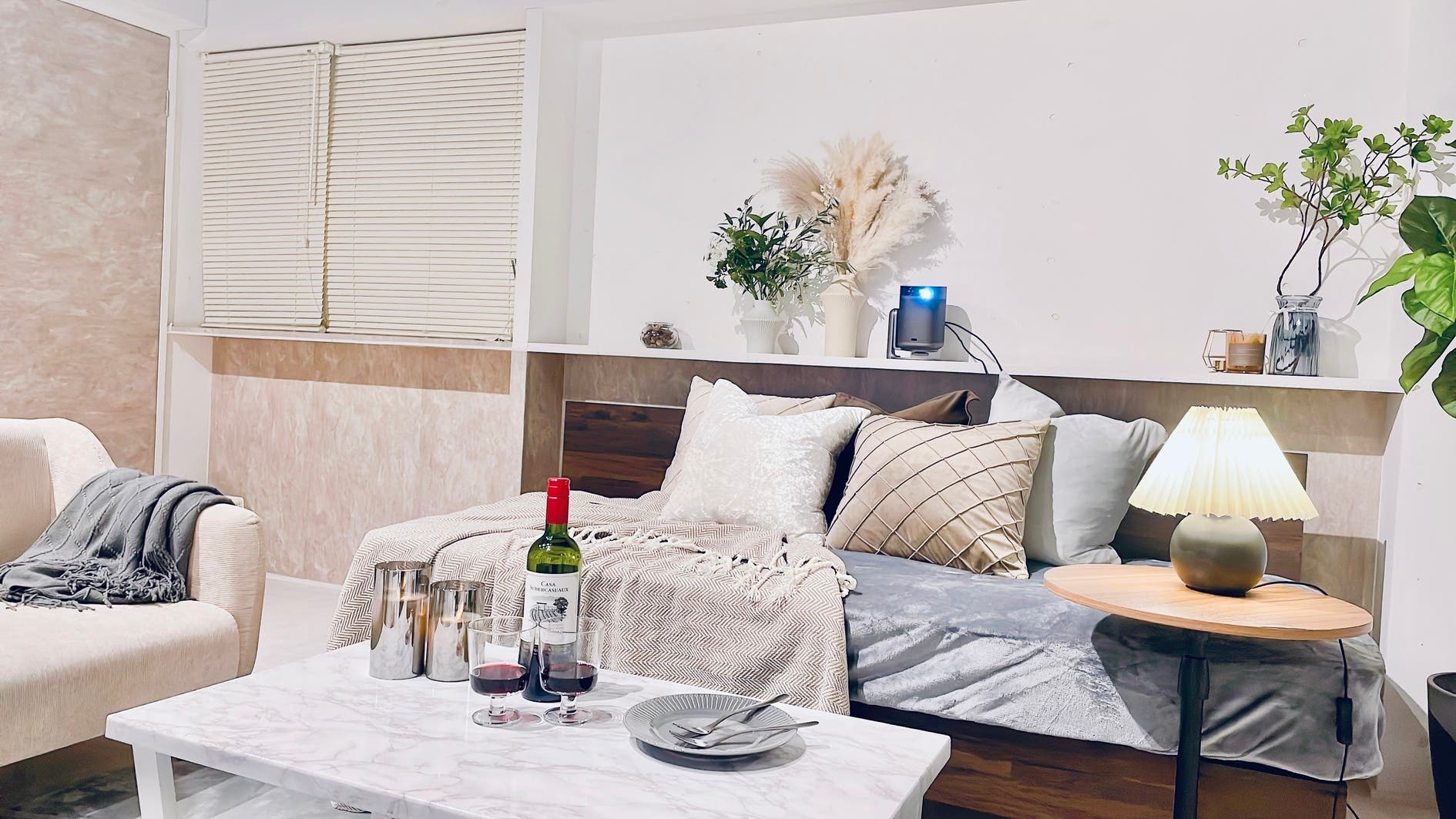 カップル・少人数割👫💕大迫力シアター&65型TV📹大人気ゲーム🎮✨シャワー利用可🚿烏丸４分🚶‍♂️推し活💟デートの写真9