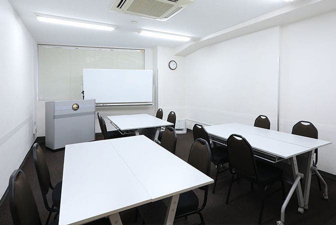 【渋谷ヒカリエより徒歩30秒　401号室】🍄飲食持ち込み可能🍄セミナー、説明会、ウェビナーに！様々な用途可能の写真3