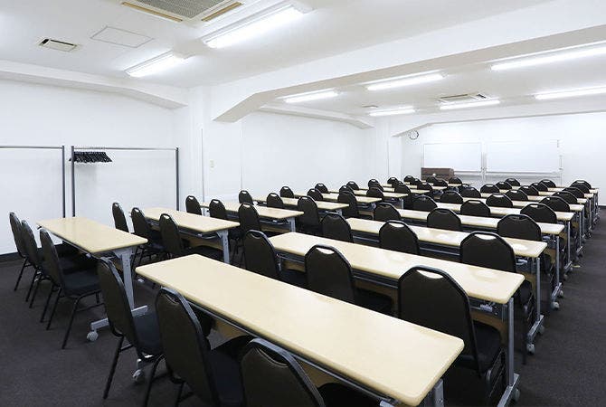 【渋谷ヒカリエより徒歩30秒　402号室】🍄飲食持ち込み可能🍄セミナー、説明会、ウェビナーに！様々な用途可能の写真2