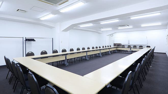 【渋谷ヒカリエより徒歩30秒 402号室】🍄飲食持ち込み可能🍄セミナー、説明会、ウェビナーに!様々な用途可能の写真4