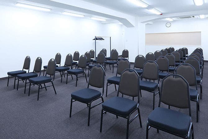 【渋谷ヒカリエより徒歩30秒　403号室】🍄飲食持ち込み可能🍄セミナー、説明会、ウェビナーに！様々な用途可能の写真5