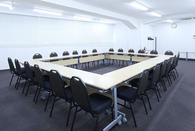 【渋谷ヒカリエより徒歩30秒　404号室】🍄飲食持ち込み可能🍄セミナー、説明会、ウェビナーに！様々な用途可能の写真4