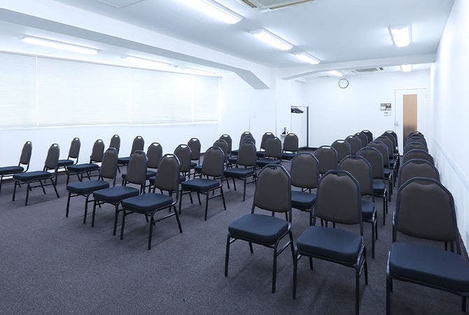 【渋谷ヒカリエより徒歩30秒　404号室】🍄飲食持ち込み可能🍄セミナー、説明会、ウェビナーに！様々な用途可能の写真5