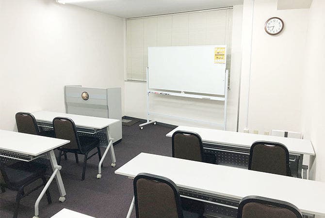 【渋谷ヒカリエより徒歩30秒　501号室】🍄飲食持ち込み可能🍄セミナー、説明会、ウェビナーに！様々な用途可能の写真2