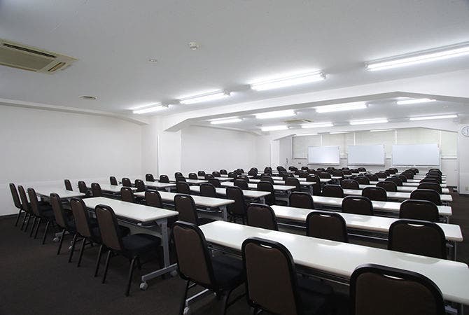 【渋谷ヒカリエより徒歩30秒　503号室】🍄飲食持ち込み可能🍄セミナー、説明会、ウェビナーに！様々な用途可能の写真2