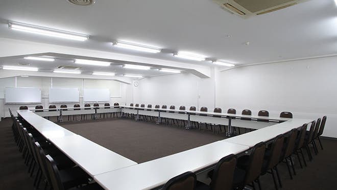 【渋谷ヒカリエより徒歩30秒 503号室】🍄飲食持ち込み可能🍄セミナー、説明会、ウェビナーに!様々な用途可能の写真4