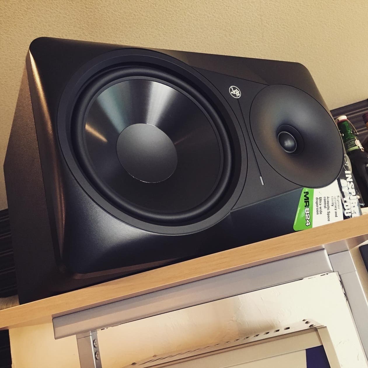 歌やギターの録音や個人練習、ライブ配信や動画撮影、世界標準の録音スタジオ用機材・PCソフト多数あり！音加工も可能！の写真5