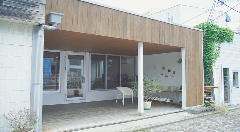 【宇都宮中心部・二荒山神社から徒歩４分】釜川と道路に面した軒下スペース