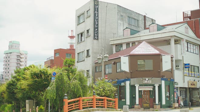 【宇都宮中心部・二荒山神社から徒歩4分】釜川と道路に面した軒下スペースの写真3