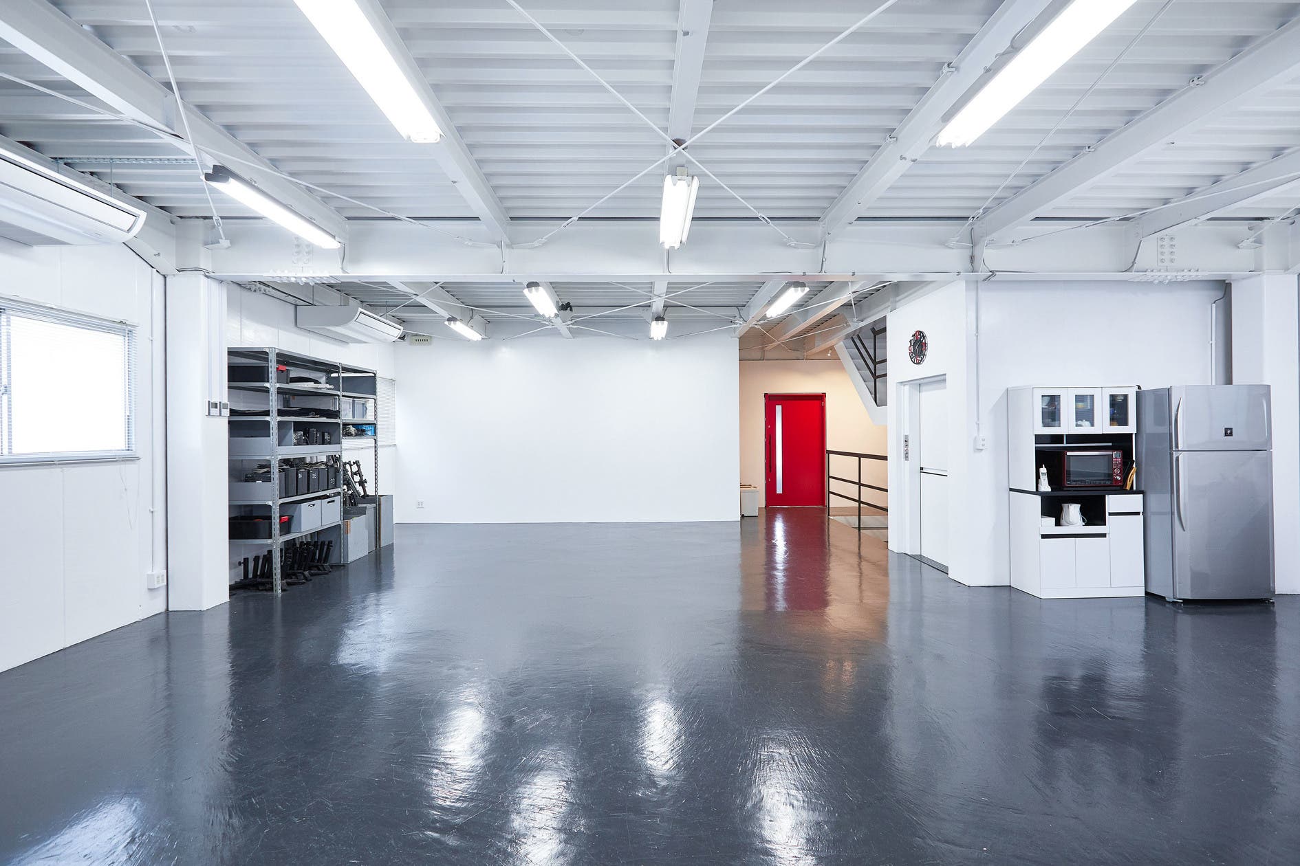 本格写真撮影スタジオ2st 📸商品広告配信動画映像キッチン女子会パーティ会議椅子机モデル撮影コスプレ展示演劇発表会の写真5