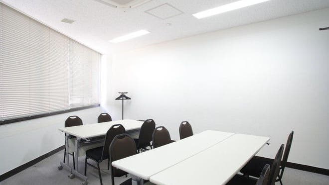 【池袋駅東口から徒歩30秒 601号室】セミナー・会議利用はもちろん、動画撮影・配信・お教室利用もOK♪の写真3