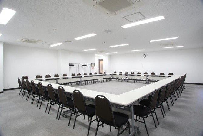 【池袋駅東口から徒歩30秒　 606号室】セミナー・会議利用はもちろん、動画撮影・配信・お教室利用もOK♪の写真4