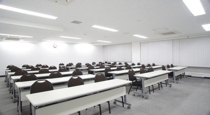 【池袋駅東口から徒歩30秒　607号室】セミナー・会議利用はもちろん、動画撮影・配信・お教室利用もOK♪