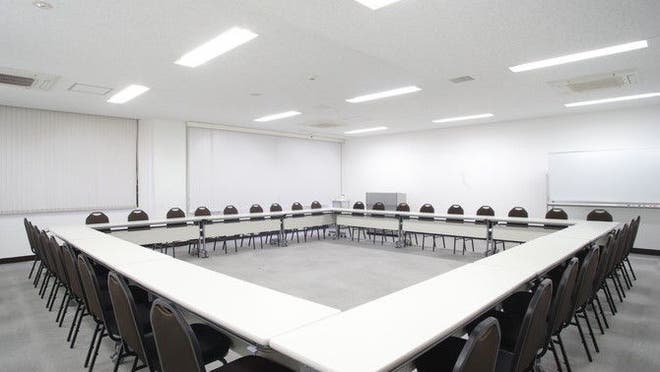 【池袋駅東口から徒歩30秒 607号室】セミナー・会議利用はもちろん、動画撮影・配信・お教室利用もOK♪の写真4