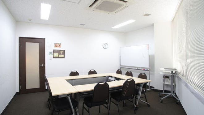 【池袋駅東口から徒歩30秒 701号室】セミナー・会議利用はもちろん、動画撮影・配信・お教室利用もOK♪の写真4