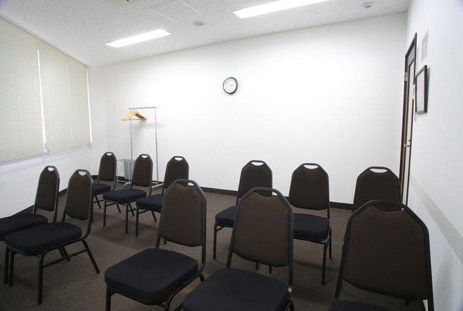 【池袋駅東口から徒歩30秒　701号室】セミナー・会議利用はもちろん、動画撮影・配信・お教室利用もOK♪の写真5