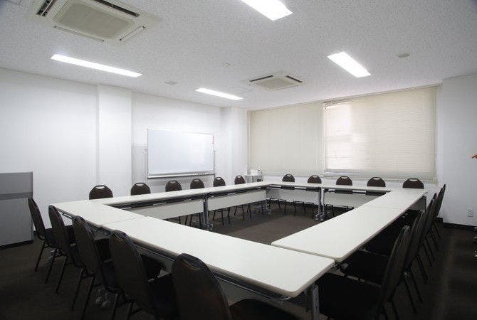 【池袋駅東口から徒歩30秒　707号室】セミナー・会議利用はもちろん、動画撮影・配信・お教室利用もOK♪の写真4