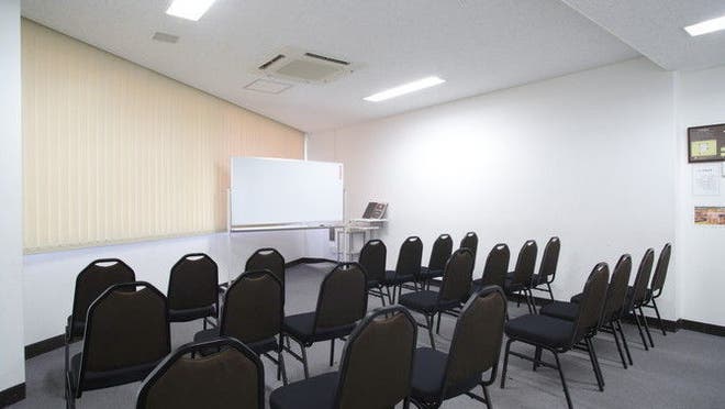 【池袋駅東口から徒歩30秒 801号室】セミナー・会議利用はもちろん、動画撮影・配信・お教室利用もOK♪の写真5