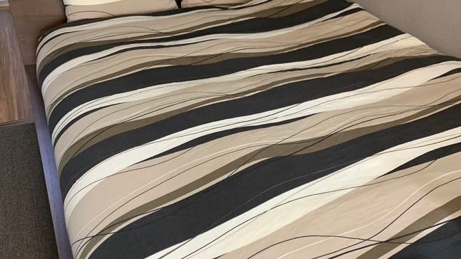 ⑤ ベッド使用OK🛏博多再認識!大型スクリーン完備🎥VOD充実📺休憩・パーティー・映画鑑賞・テレワーク✨の写真5