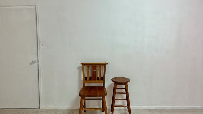 【Croom】駅から徒歩5分!背景紙も使えるシャビーシックなお部屋|ポートレート|コスプレ|推し活|お茶会の写真5