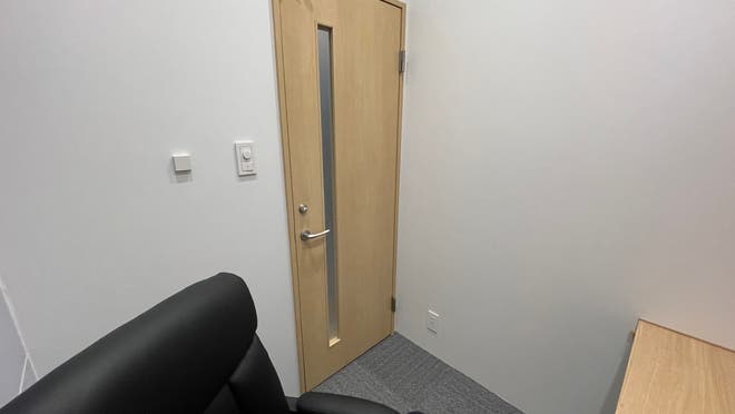 【松山 COMOL 900円/h! 】鍵付き完全個室 208の写真2