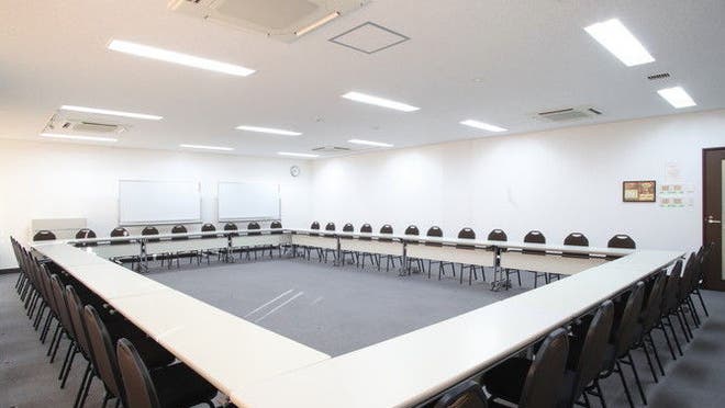 【池袋駅東口から徒歩30秒 805号室】セミナー・会議利用はもちろん、動画撮影・配信・お教室利用もOK♪の写真4